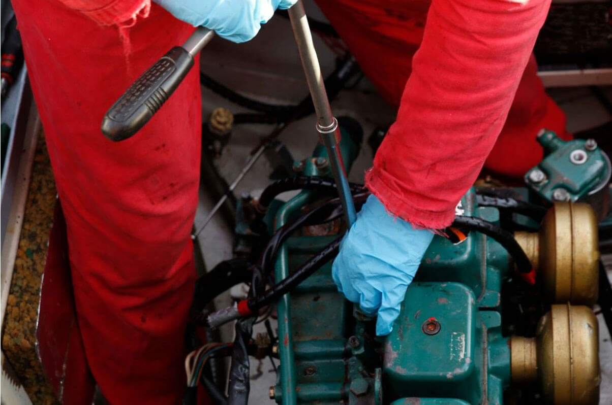 5 Easy DIY Engine Maintenance Tips - C-Tow Marine Assistance Ltd.