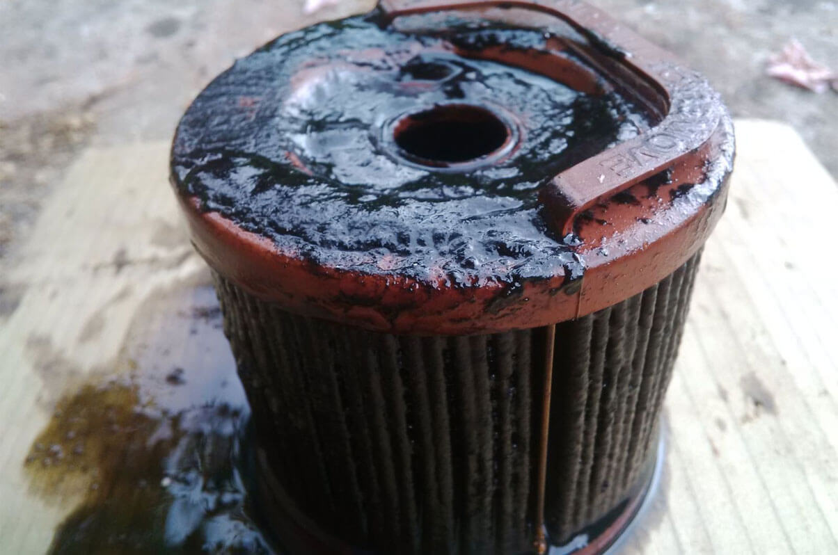 5 Easy DIY Engine Maintenance Tips - C-Tow Marine Assistance Ltd.